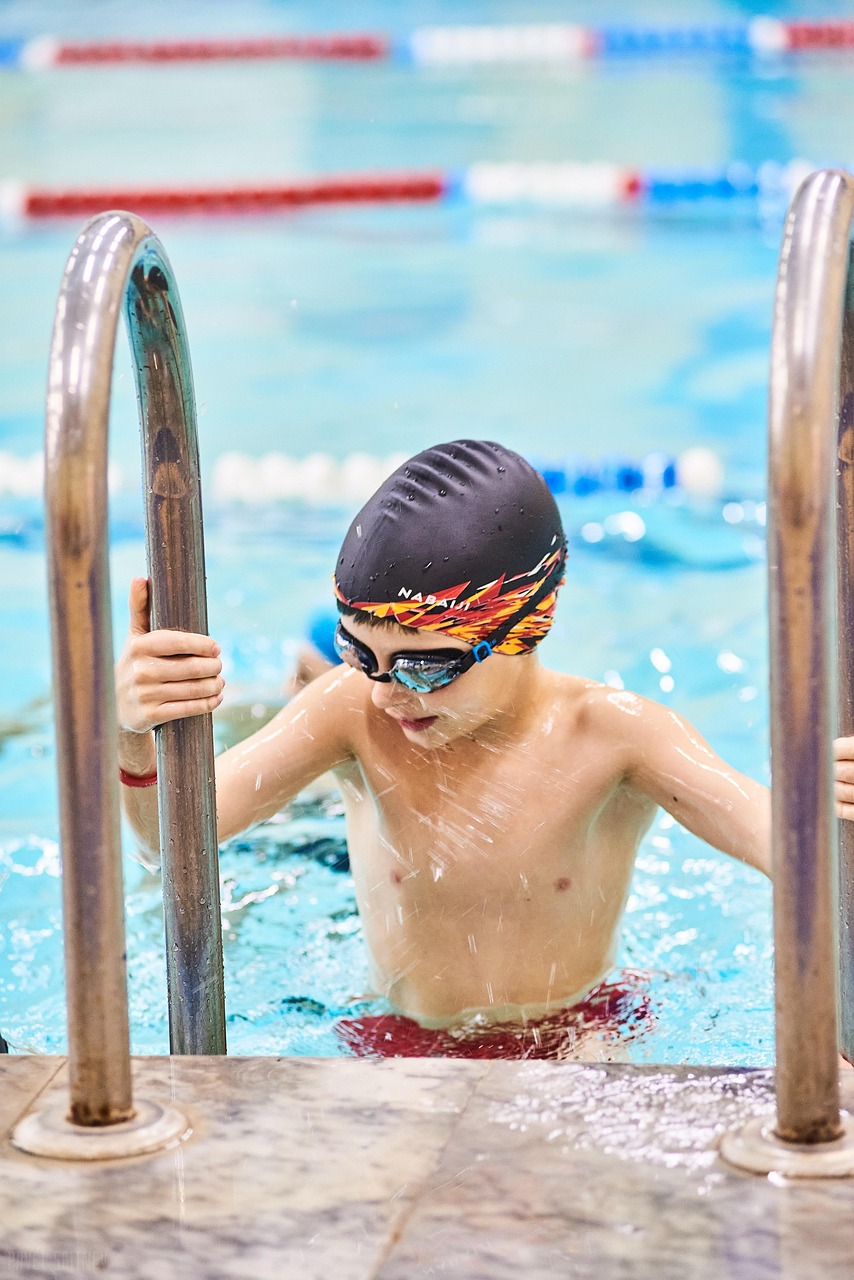 10,000+ Free Pool Swimming & Swimming Pool Images - Pixabay