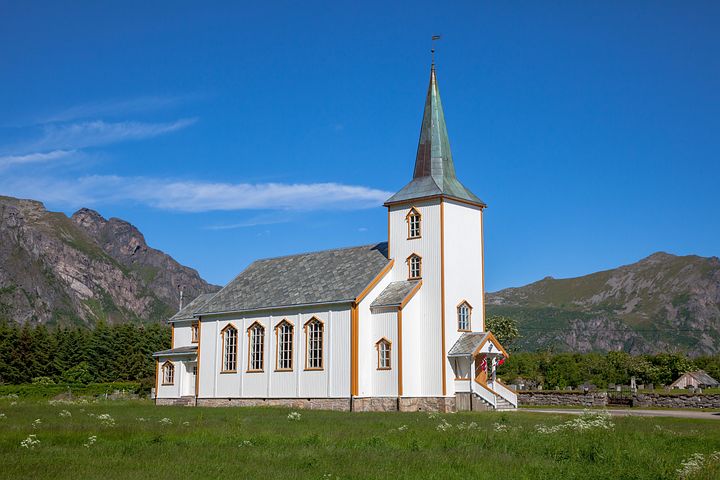 80+ Free Turf Church & Lawn Images - Pixabay