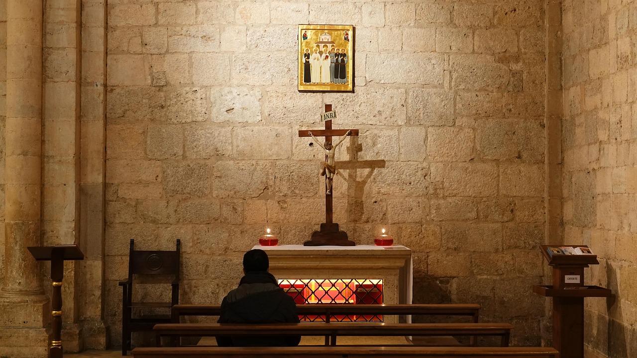 Silence Prayer Adoration Middle - Free photo on Pixabay - Pixabay