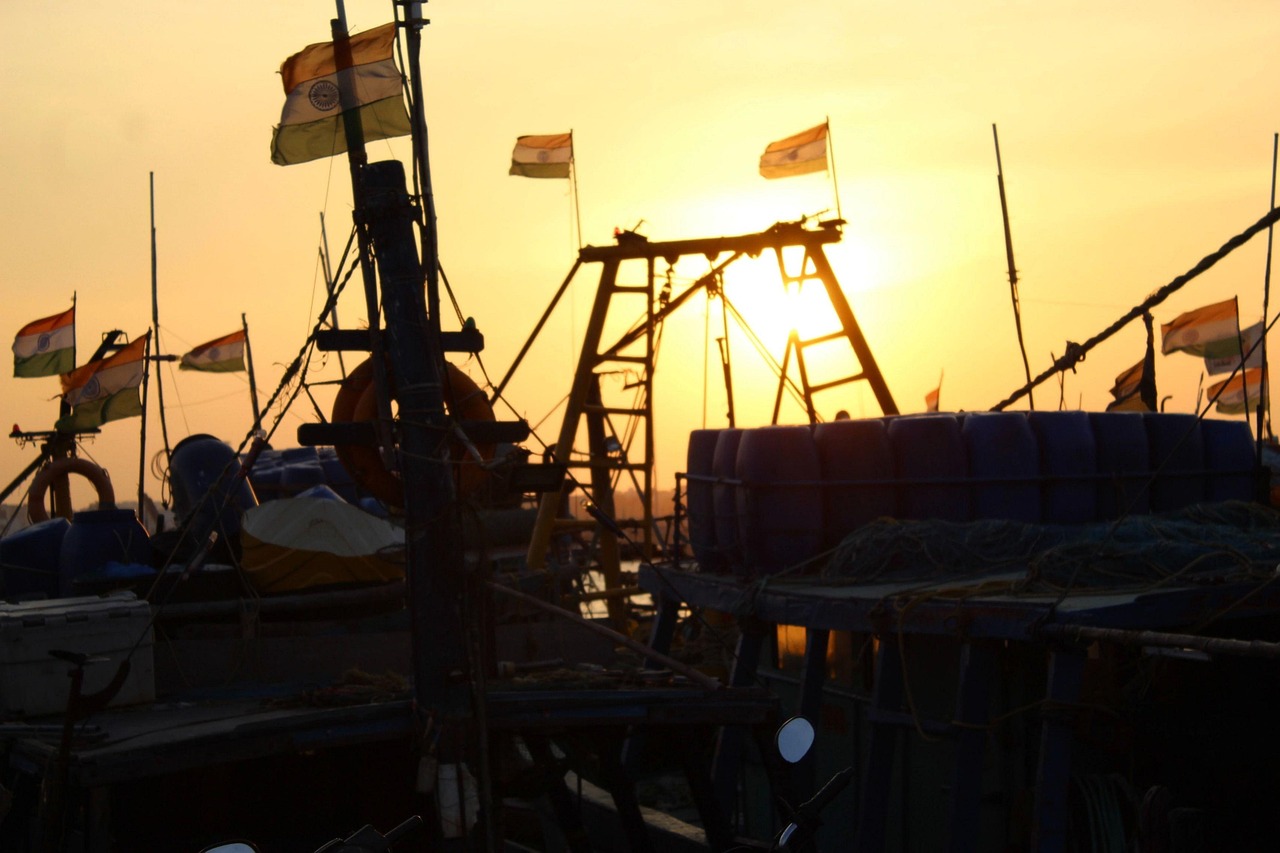 Boats Indian Jakhau Port - Free photo on Pixabay - Pixabay