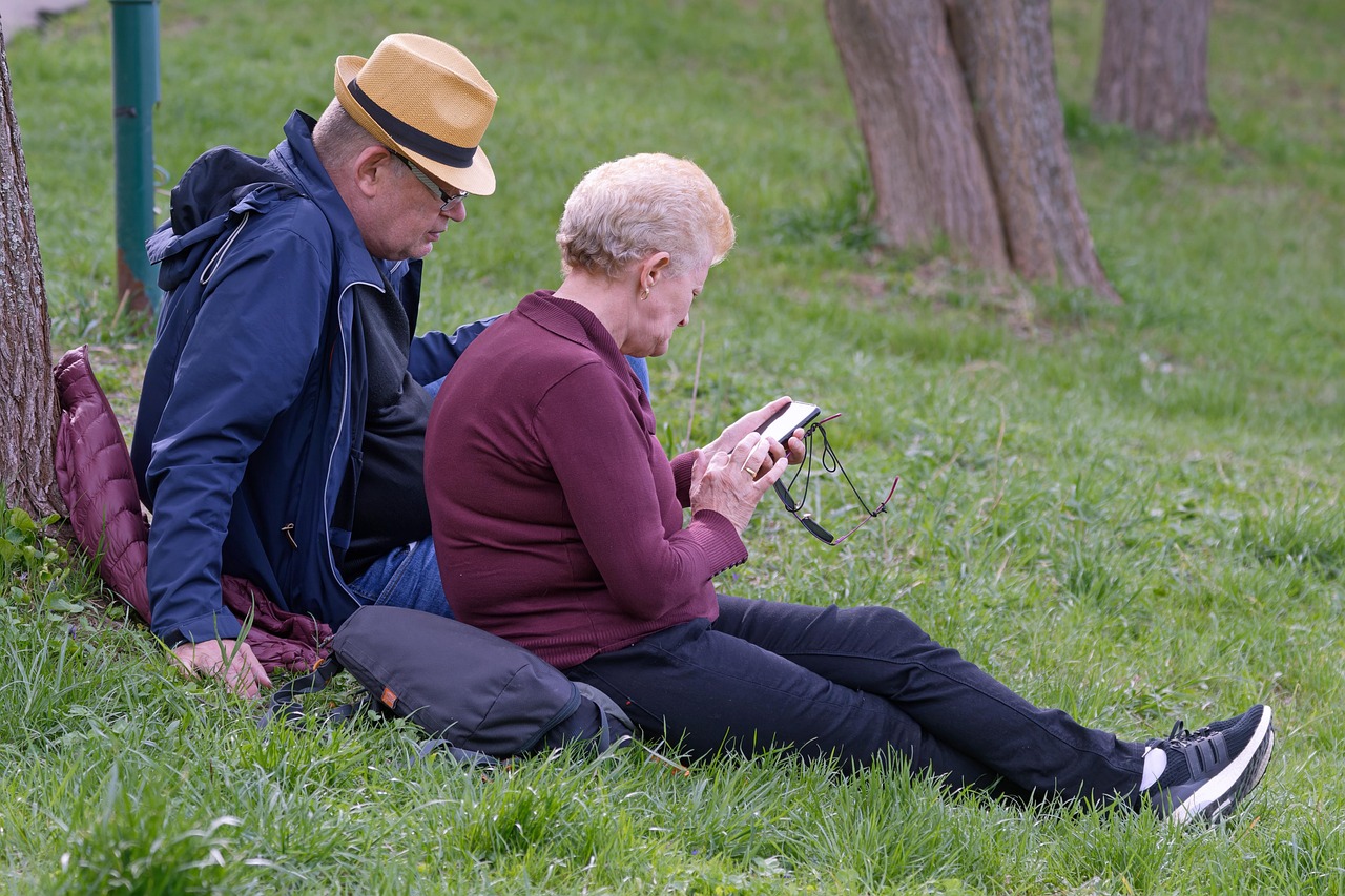 10,000+ Free Elderly Care Kolkata & Dementia Images - Pixabay