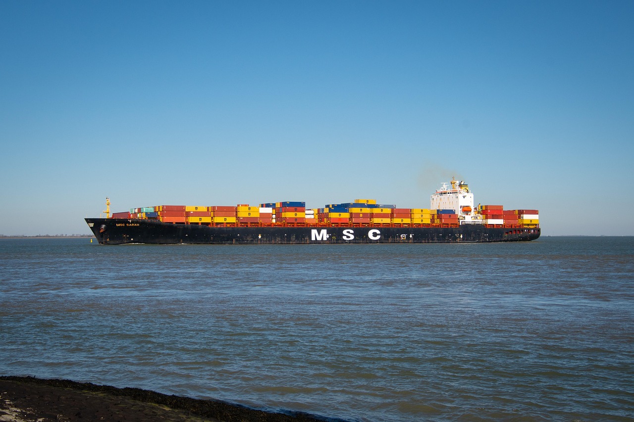 2,000+ Free Cargo & Cargo Ship Images - Pixabay