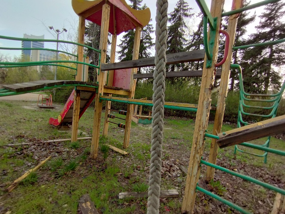 Parque Infantil Abandonado - Foto gratuita no Pixabay - Pixabay
