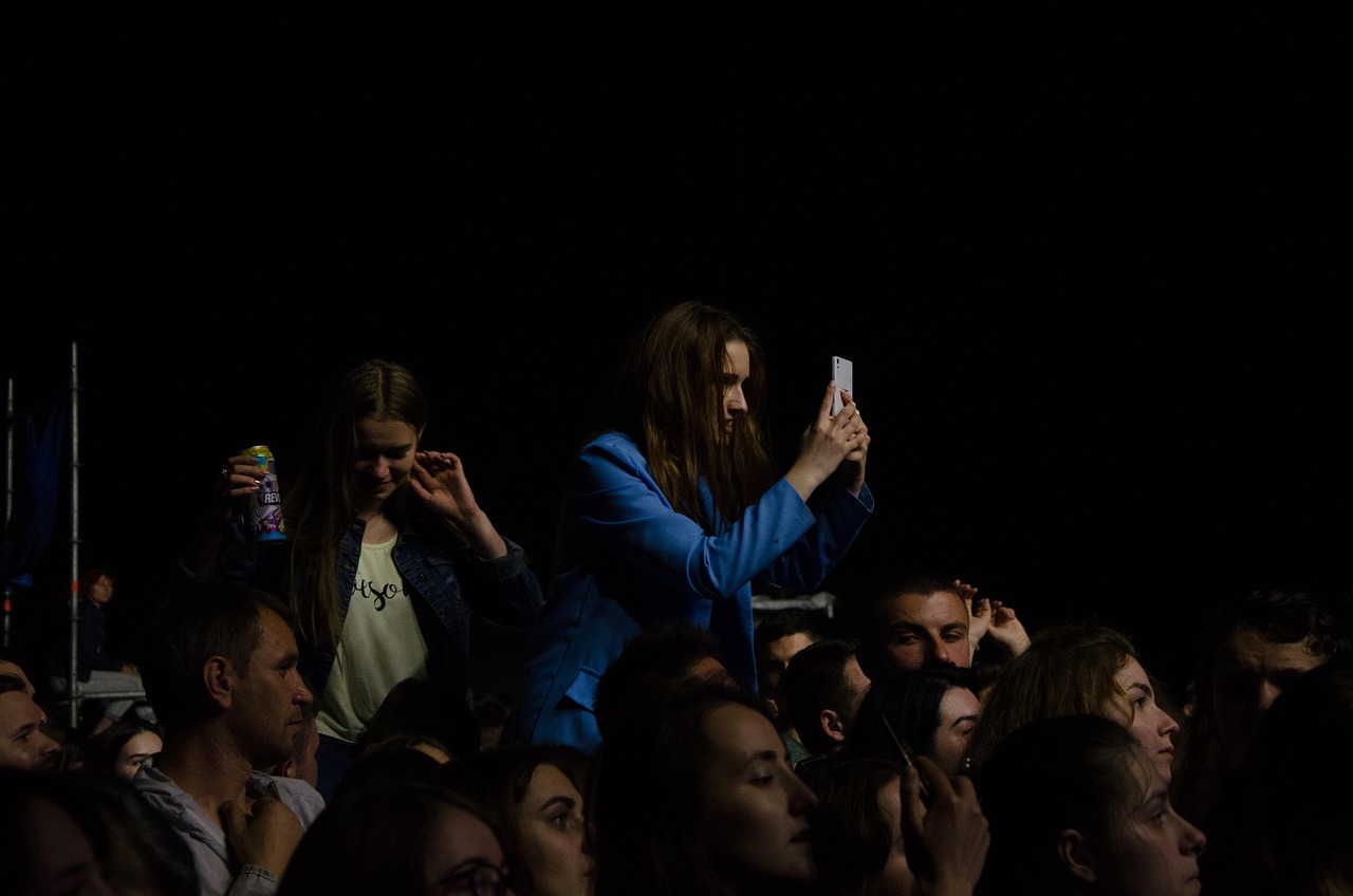 90+ Free Concert Girl & Concert Images - Pixabay