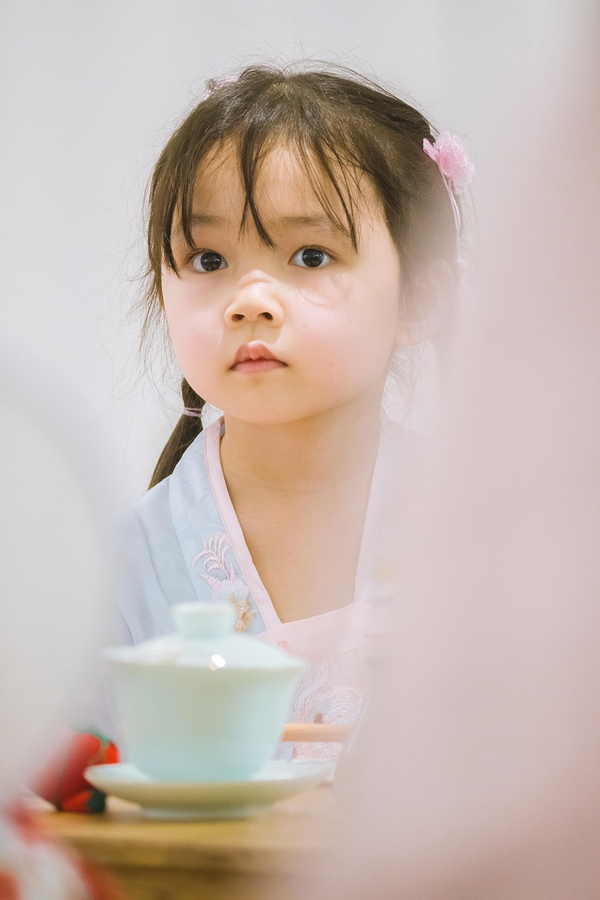 Girl Little Snack Time - Free photo on Pixabay