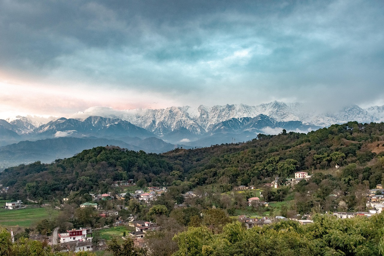 Collines Vallée Ville - Photo gratuite sur Pixabay - Pixabay