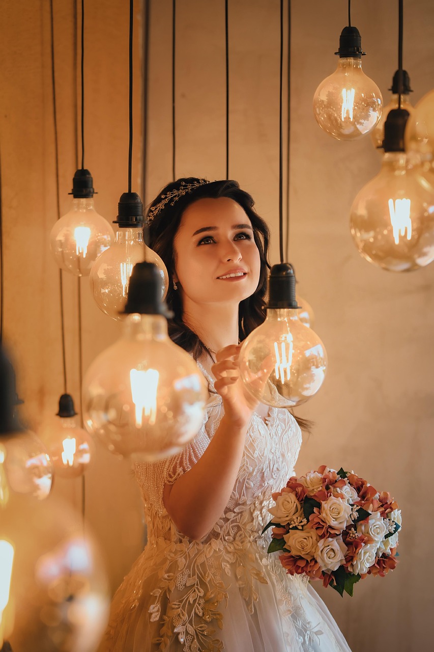 Light Bulbs Bride Wedding - Free photo on Pixabay