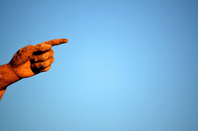 Statue Point Finger - Free photo on Pixabay