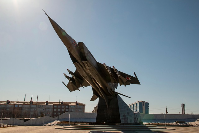 Avion Aviation Monument - Photo gratuite sur Pixabay - Pixabay