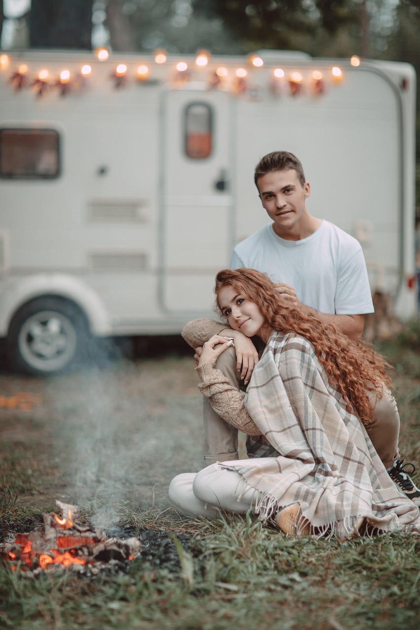 Couple Camping Trailer - Free photo on Pixabay - Pixabay