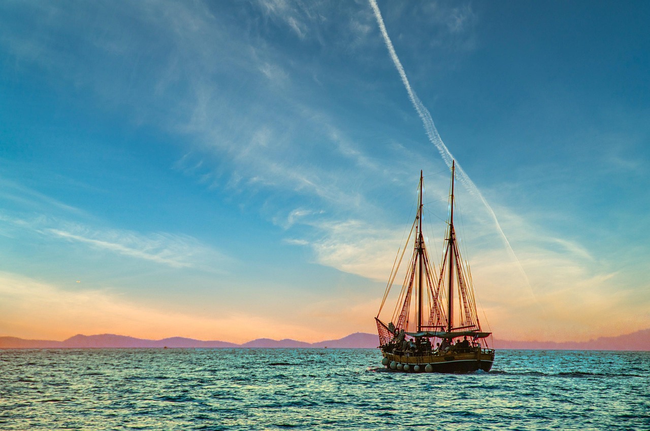 200+ Free Sailing Backgrounds & Nature Images - Pixabay