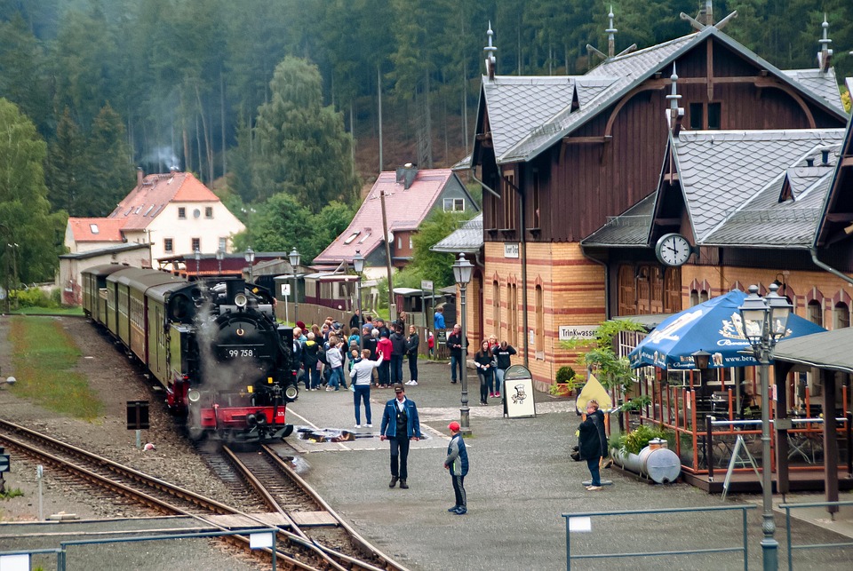 Building Tracks Steam Locomotive - Free photo on Pixabay - Pixabay