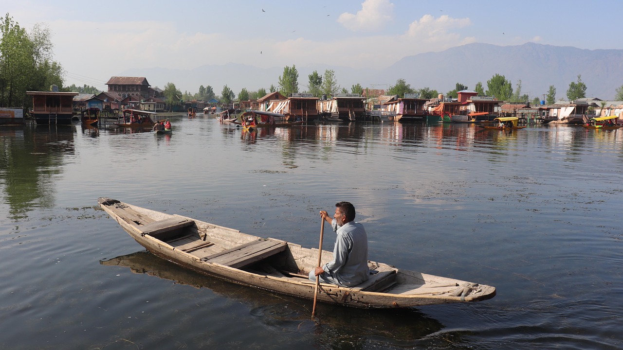 Shikara Dal Lake Srinagar - Free photo on Pixabay - Pixabay