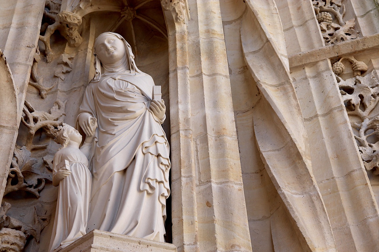 5,000+ Free Mary Jesus & Virgin Mary Photos - Pixabay