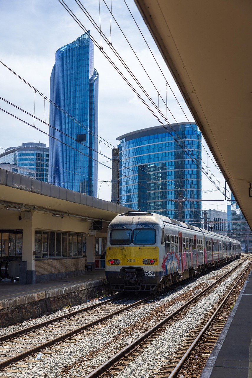 Tren Ferrocarril Ciudad - Foto gratis en Pixabay - Pixabay