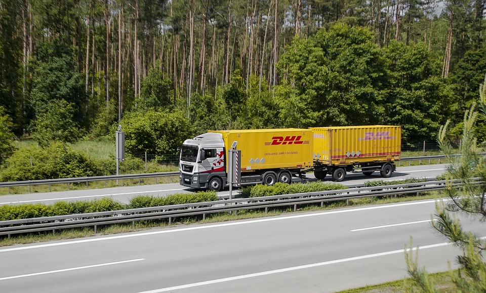 Lkw Paketdienst Dhl - Kostenloses Foto auf Pixabay