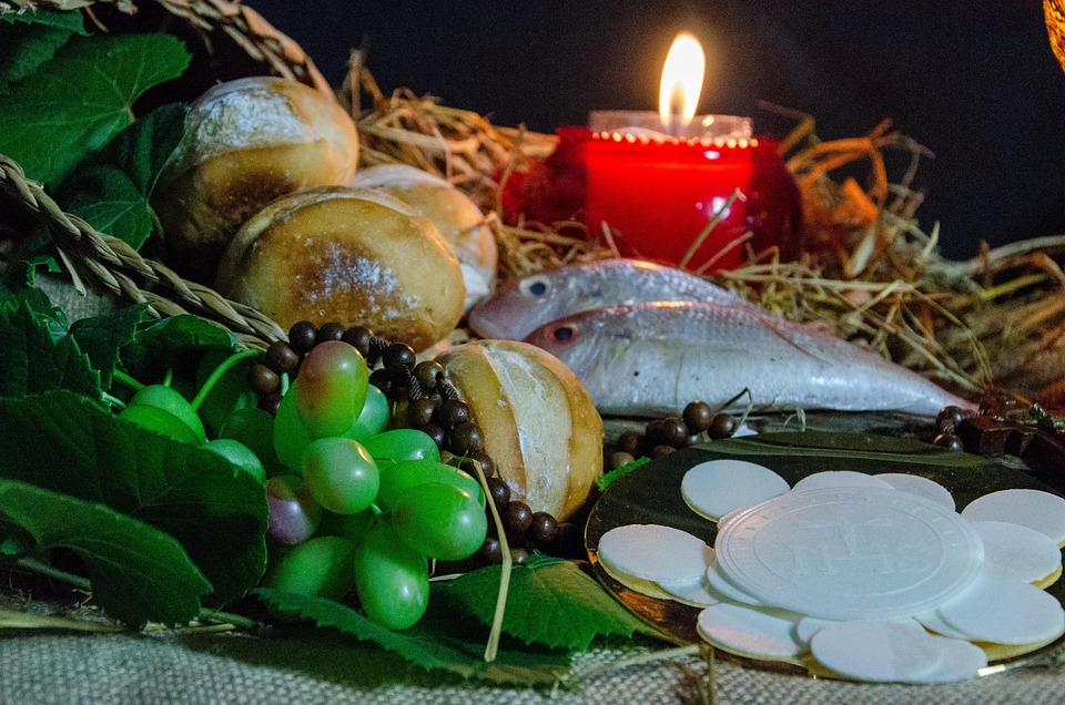 Five Loaves And Two Fish Eucharist - Free photo on Pixabay - Pixabay