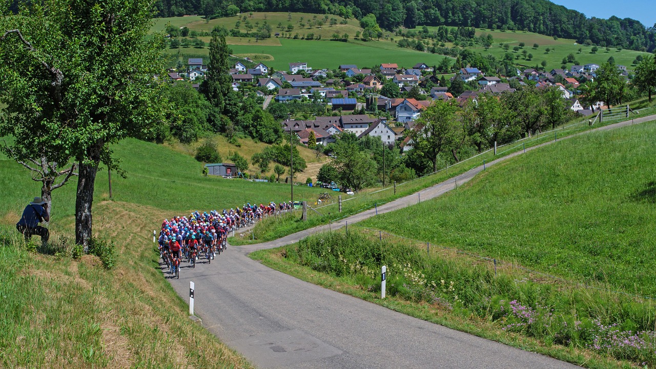 10,000+ Free Cycling Race & Cycling Images - Pixabay