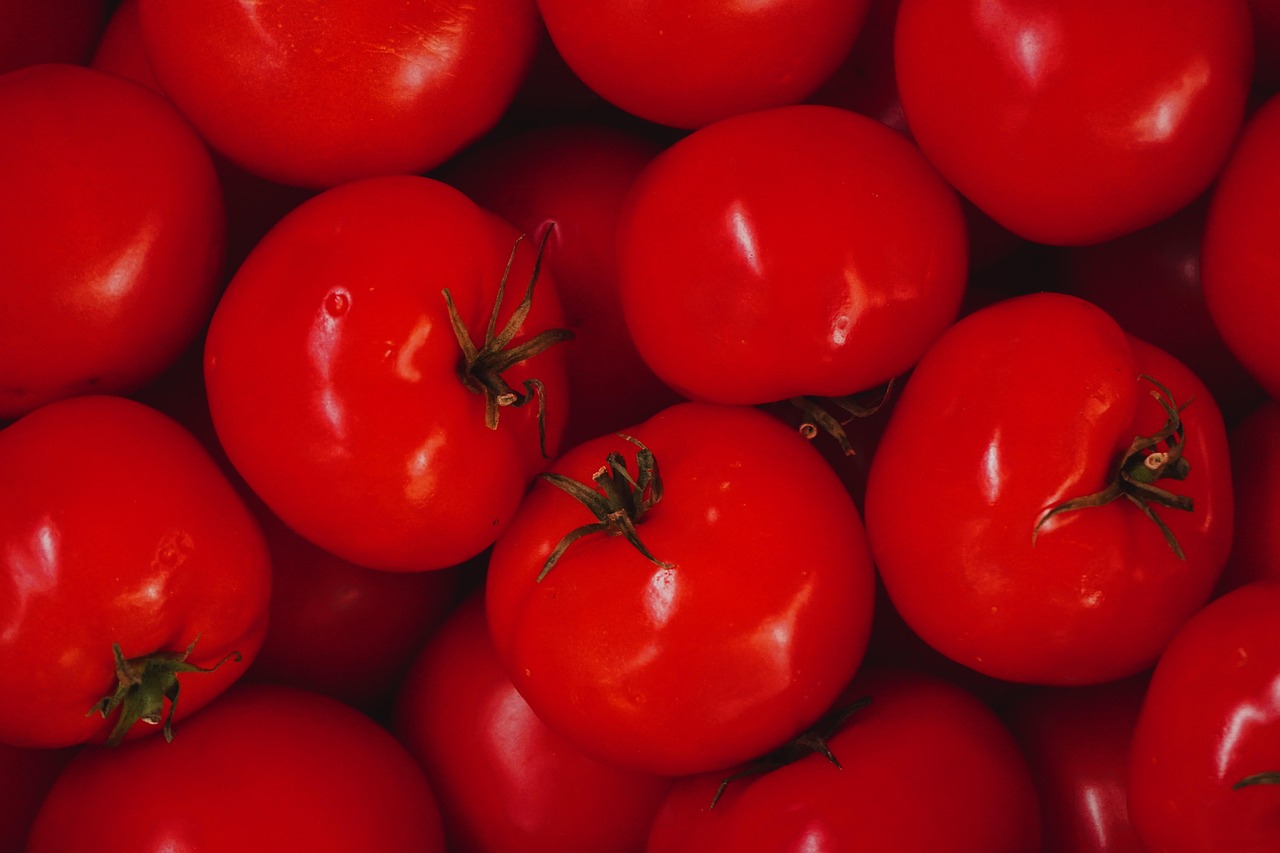 Tomatoes Fruits Foods - Free photo on Pixabay