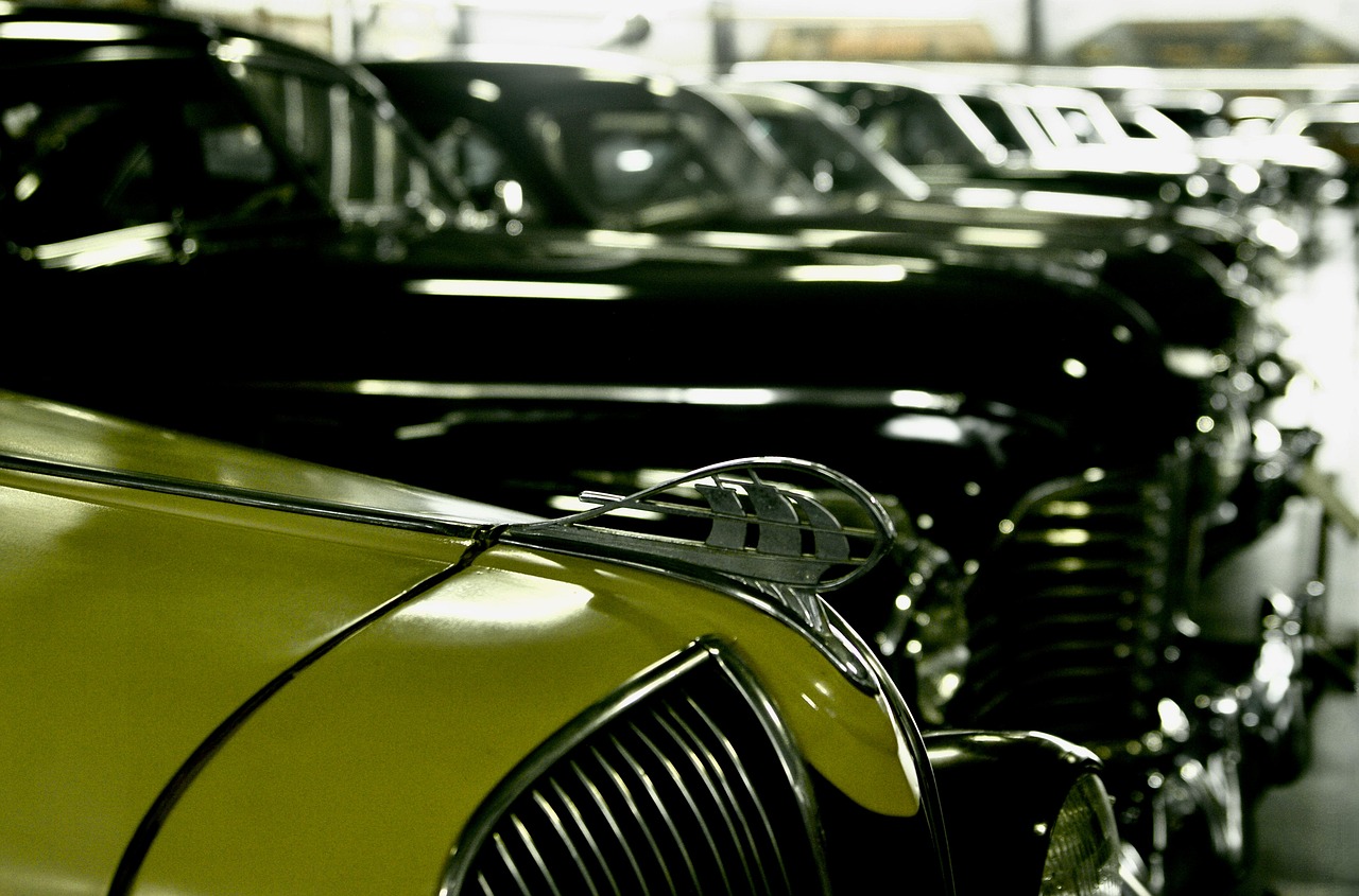 Hood Ornament Ford Buick - Free photo on Pixabay