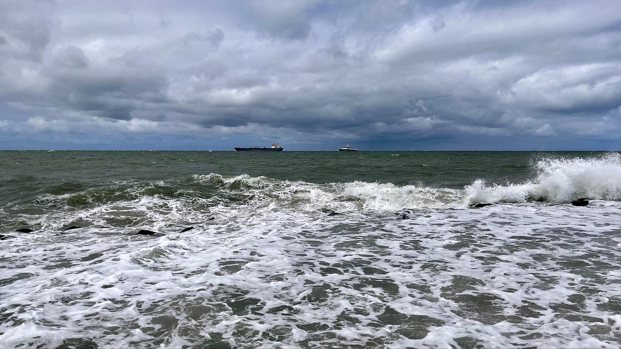 Sea Surf Ships - Free photo on Pixabay