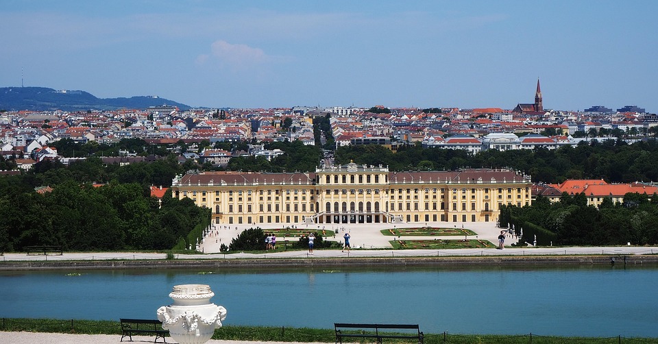 Castle Beautiful Well Vienna - Free photo on Pixabay - Pixabay