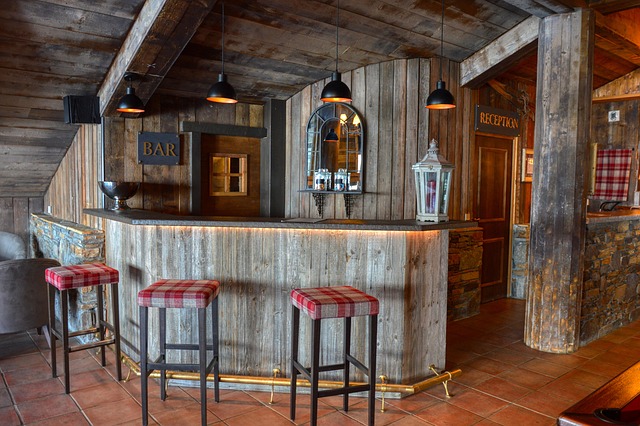Chalet Drink Stool - Free photo on Pixabay