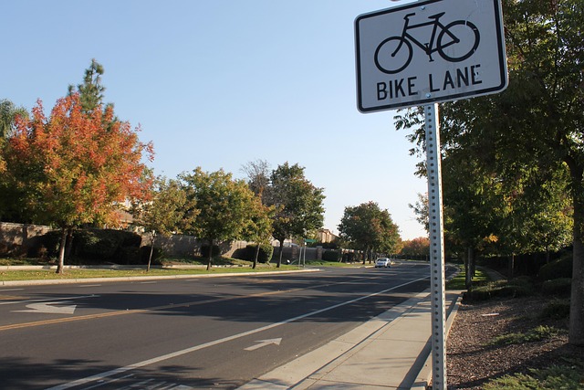 Piste Cyclable Banlieue Route - Photo gratuite sur Pixabay - Pixabay