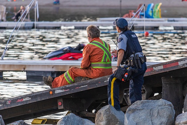 Page 26 - 2,000+ Free Police & Tow Truck Images - Pixabay
