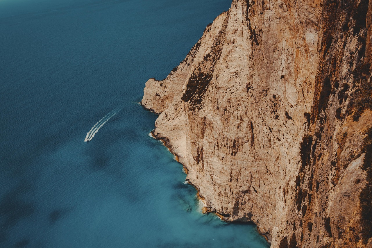 100,000+ Free Travelling & Travel Images - Pixabay