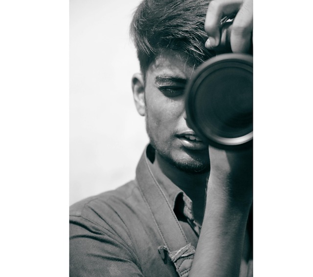 Man Taking Photos Photographer - Free photo on Pixabay - Pixabay