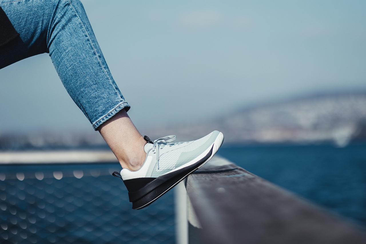 2,000+ Free Sneakers & Shoes Images - Pixabay