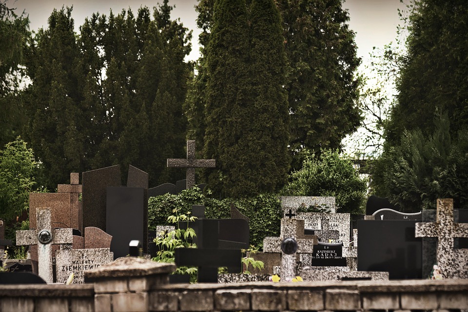 Cemetery Graves Burial Ground - Free photo on Pixabay