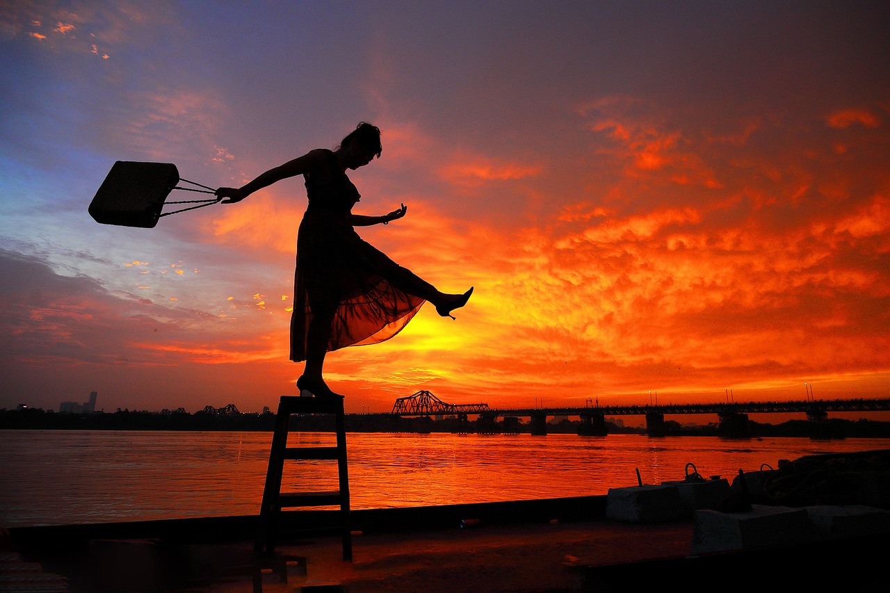 Sunset Women River - Free photo on Pixabay
