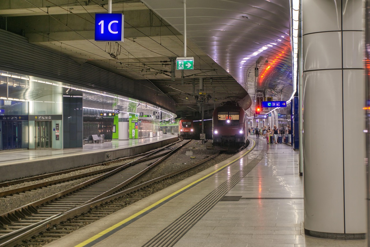 Travel Train Railway - Free photo on Pixabay - Pixabay