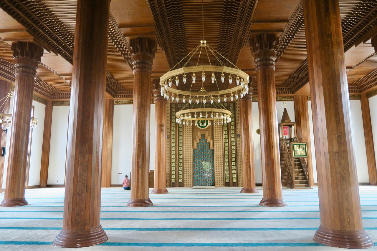 Wooden Columns Art Religion - Free photo on Pixabay - Pixabay