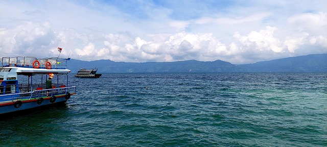 Kapal Feri Danau Toba Indonesia - Foto gratis di Pixabay