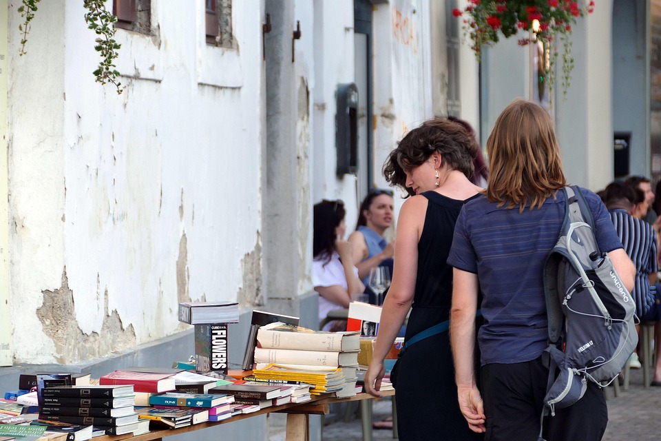 Woman Books Street - Free photo on Pixabay - Pixabay