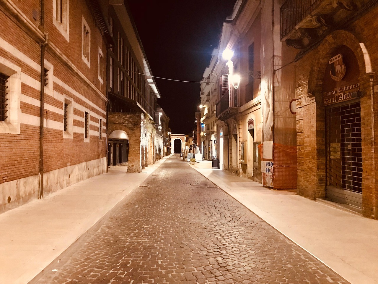 Corso Cerulli At Night Teramo - Free photo on Pixabay - Pixabay