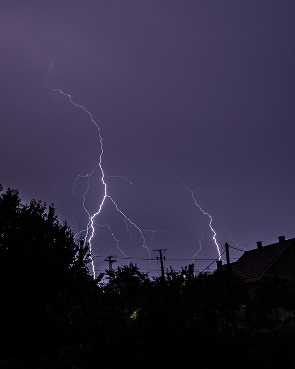 Lightning Atmosphere Bolt - Free photo on Pixabay