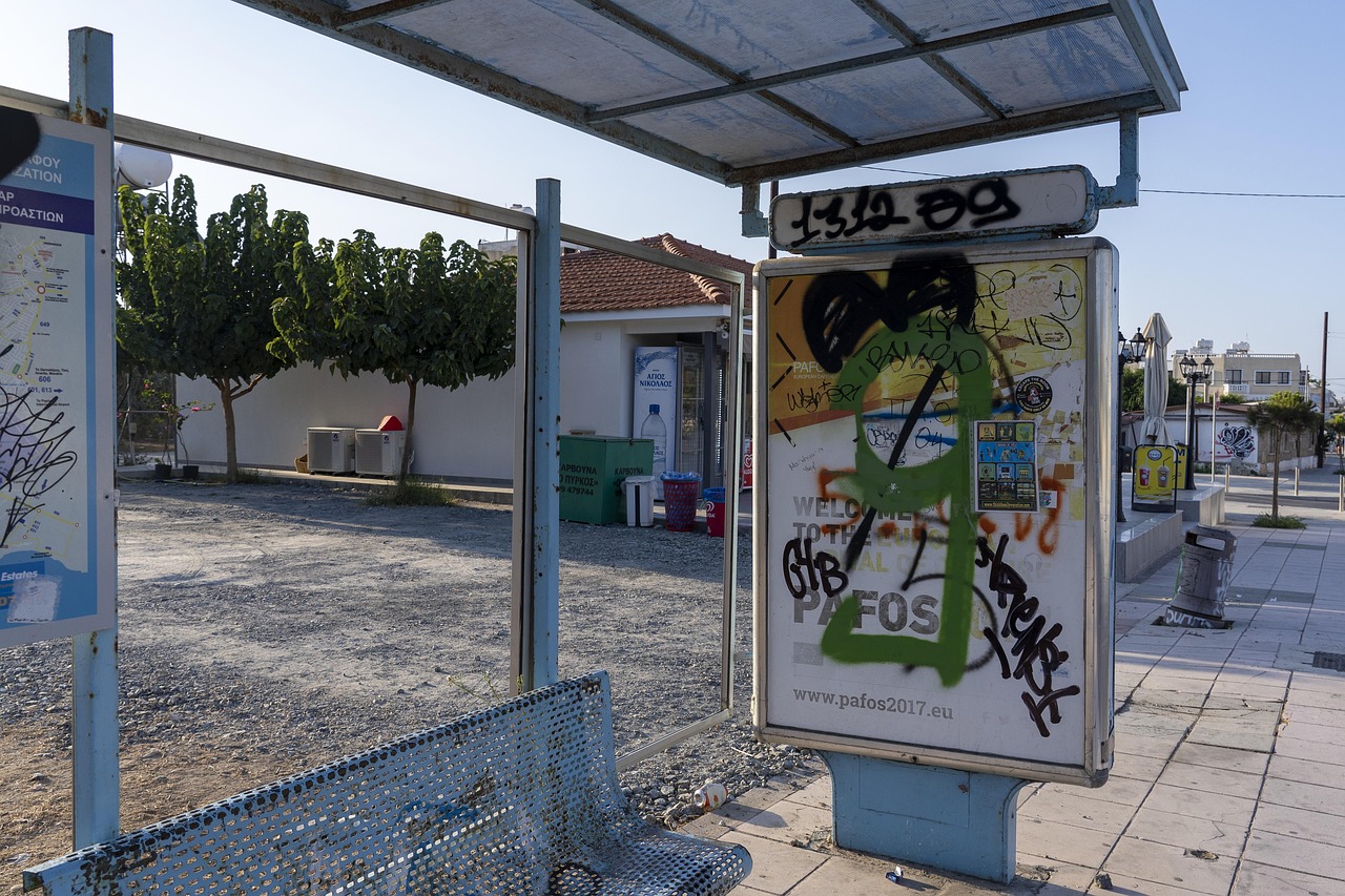 Graffiti Banc Arrêt De Bus - Photo gratuite sur Pixabay - Pixabay