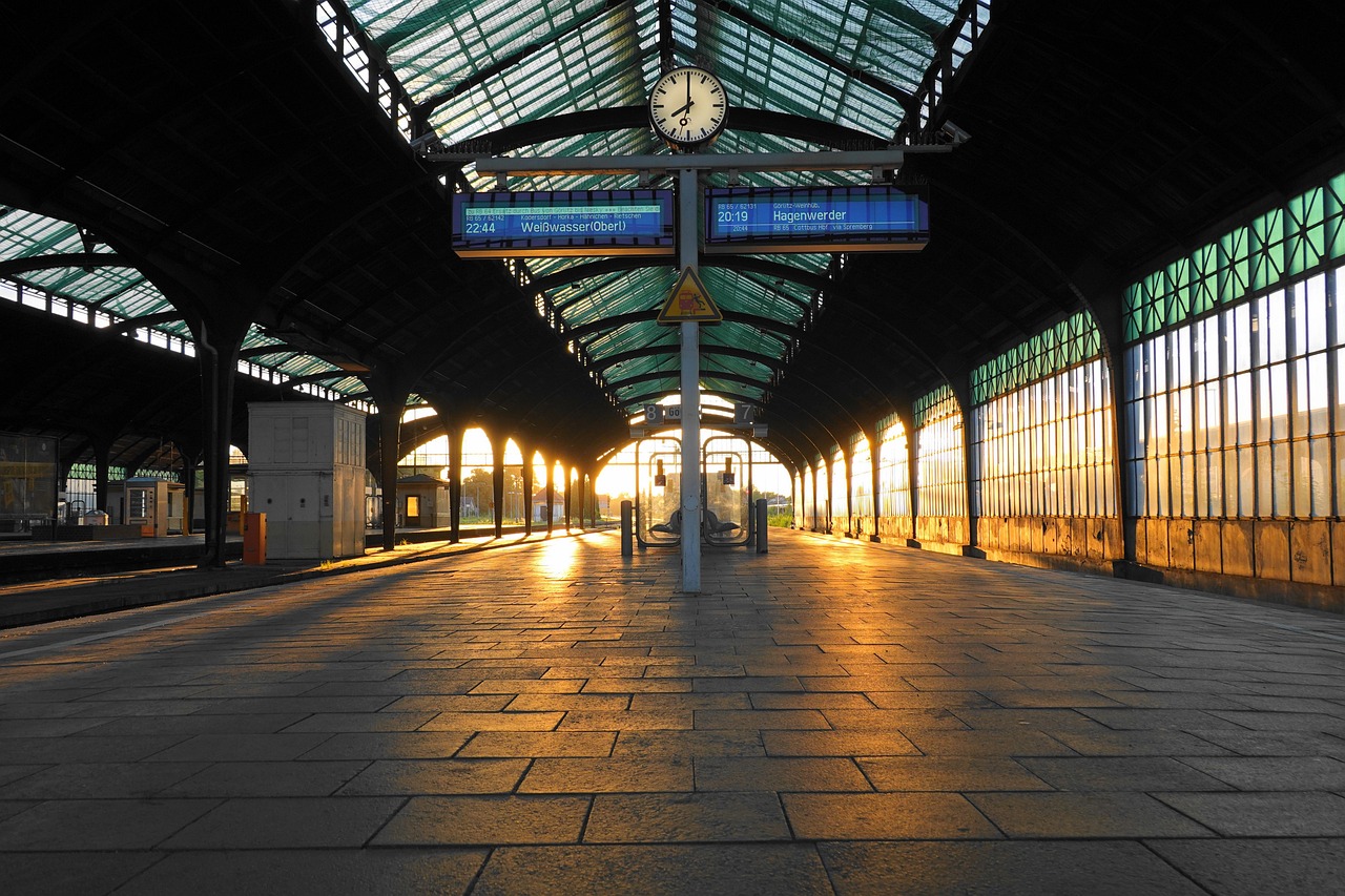 De La Gare Quai Le Coucher Du - Photo gratuite sur Pixabay