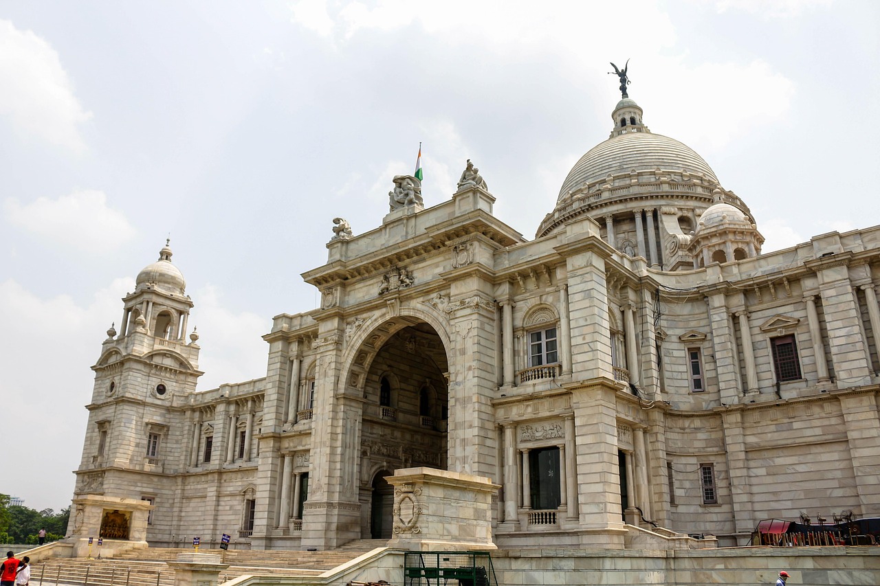 Victoria Palace Building - Free photo on Pixabay - Pixabay