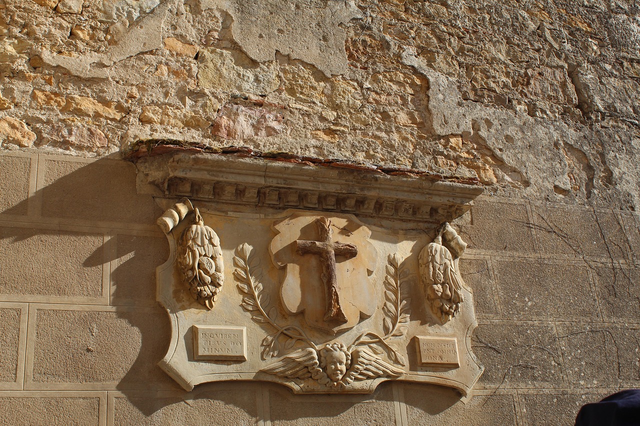 Chateau Coat Of Arms The Story - Free photo on Pixabay - Pixabay