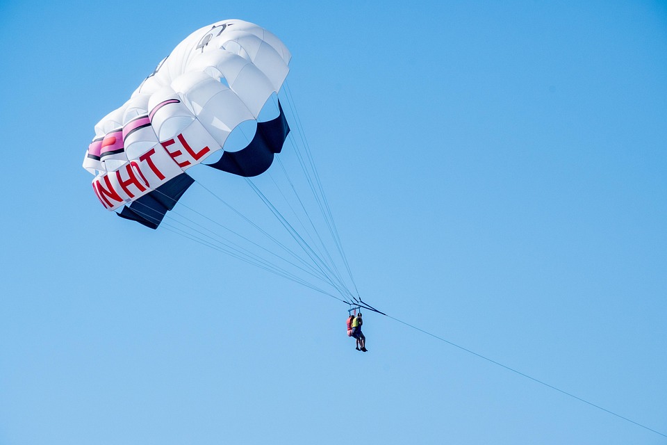 Parachute Parasailing - Free photo on Pixabay - Pixabay