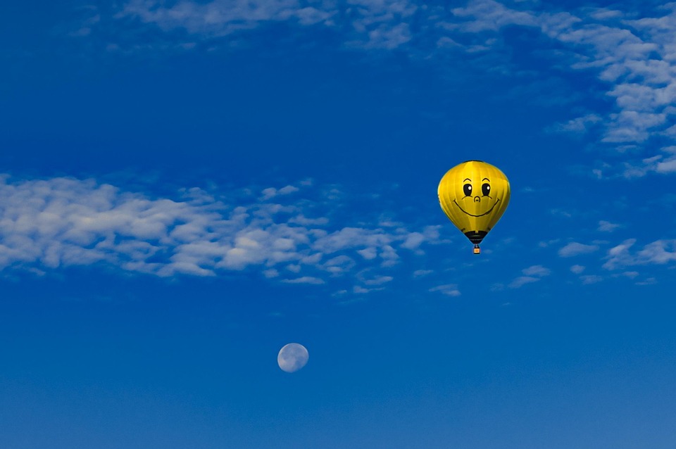 Clouds Moon Hot Air Balloon - Free photo on Pixabay