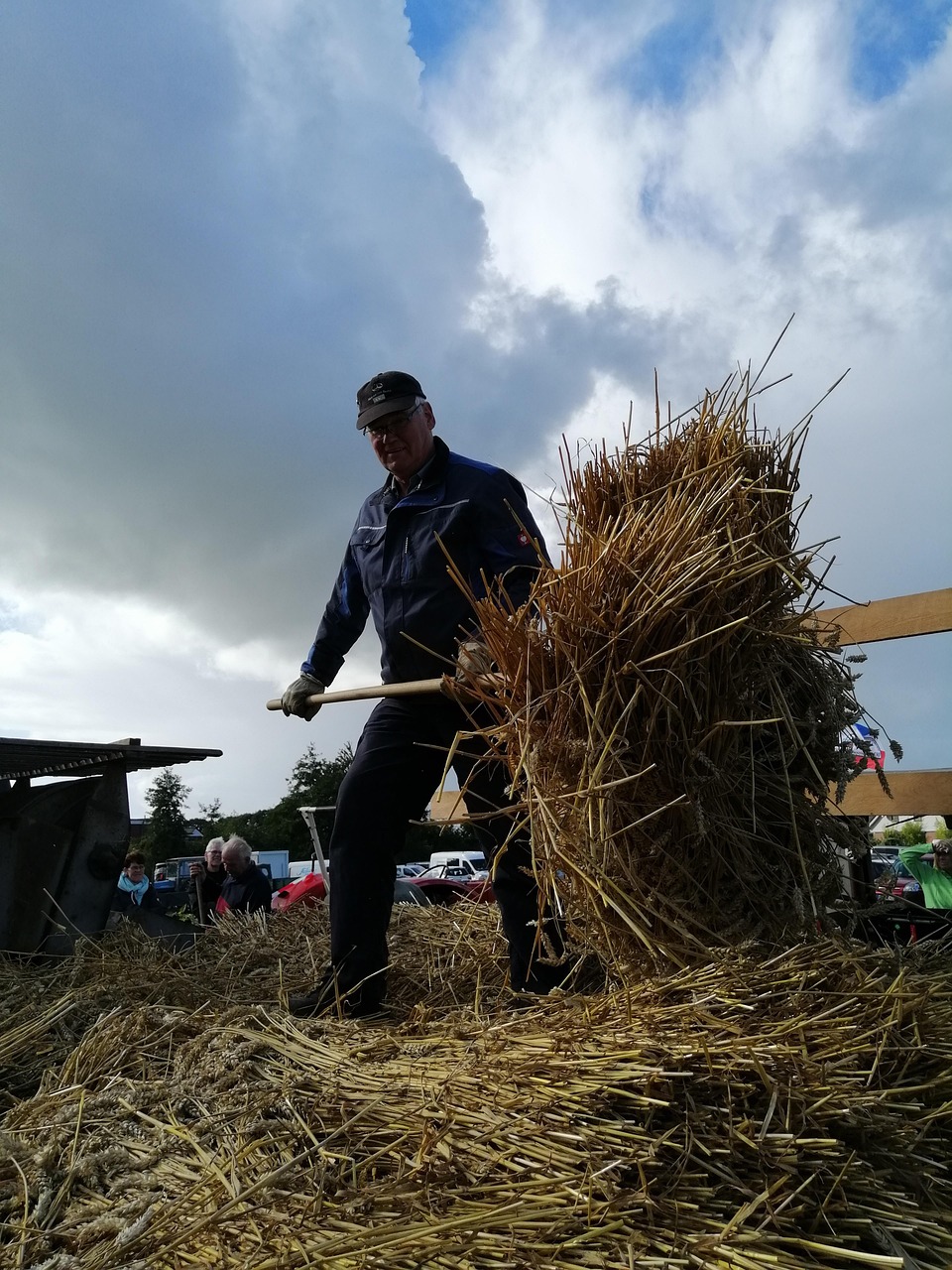Farmer Threshing Grain - Free photo on Pixabay - Pixabay
