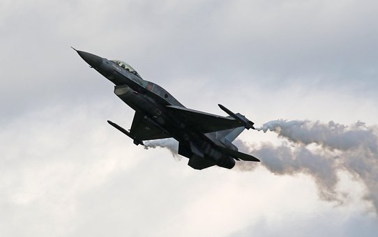 6 多张免费的“Viper General”和“战斗机”照片 - Pixabay