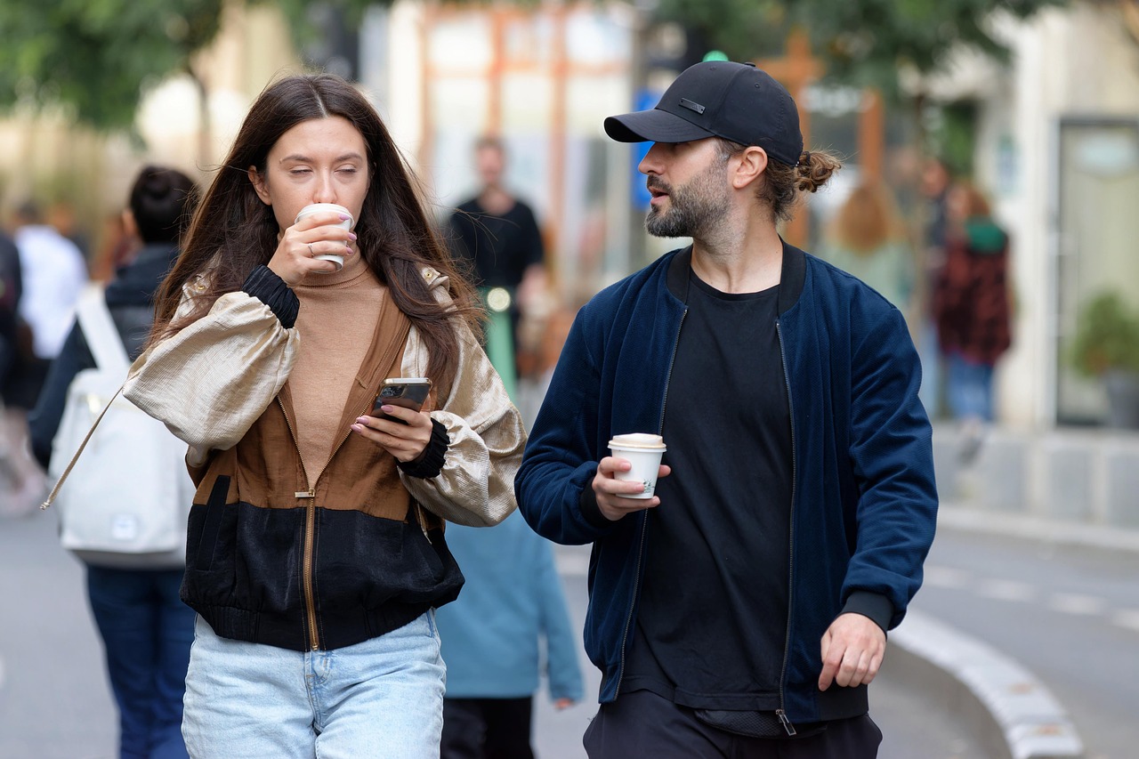 People Couple Walking - Free photo on Pixabay - Pixabay