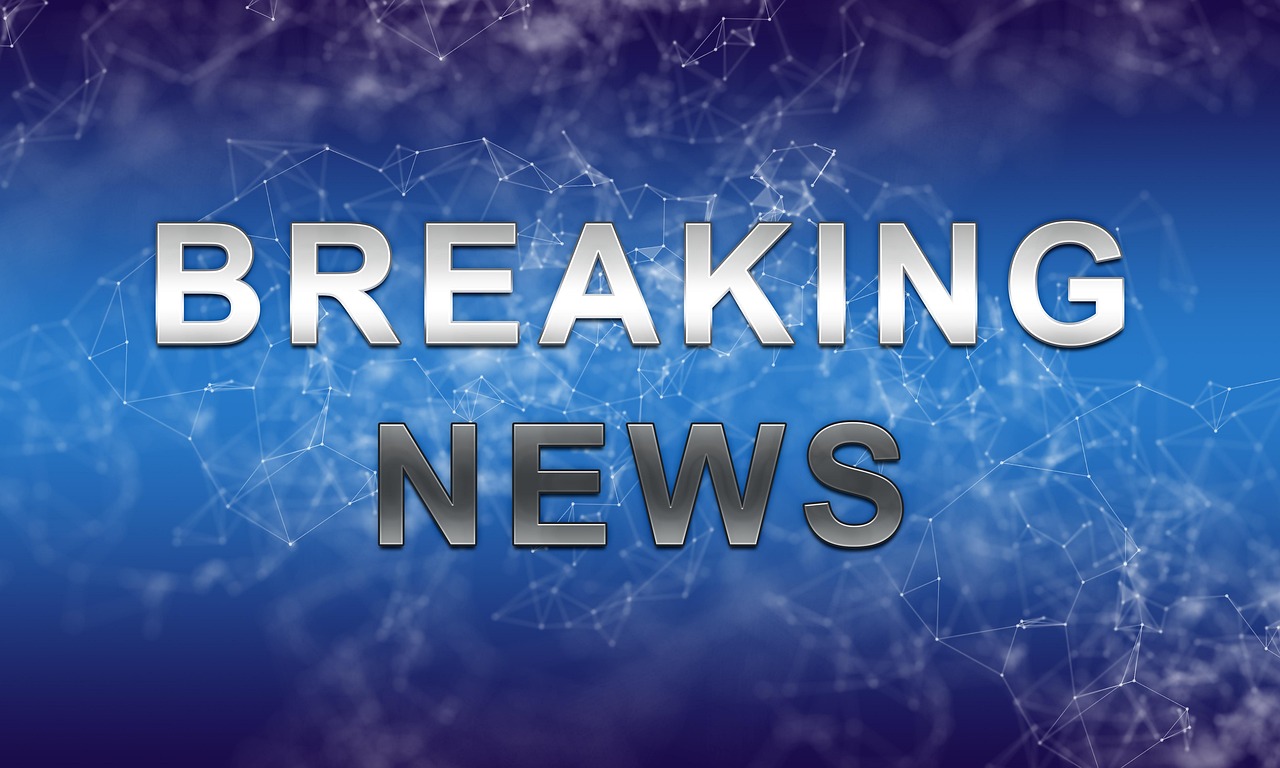10 000 Free Breaking Well Breaking News Images Pixabay